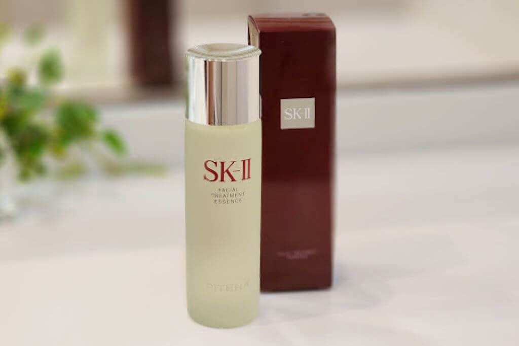 【SK2化粧水の口コミ】評判と私の使用感想！本当のところはどうなの？（SK-II/エスケーツー） | RadiantRevolution