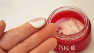 【SK2の口コミ】50代愛用者が明かすリアルな感想と驚きの変化！（SK-II/エスケーツー） | RadiantRevolution